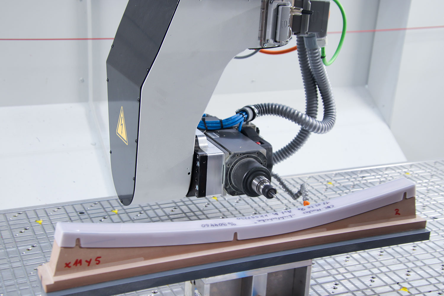 New CNC machine: plastic milling aviation industry